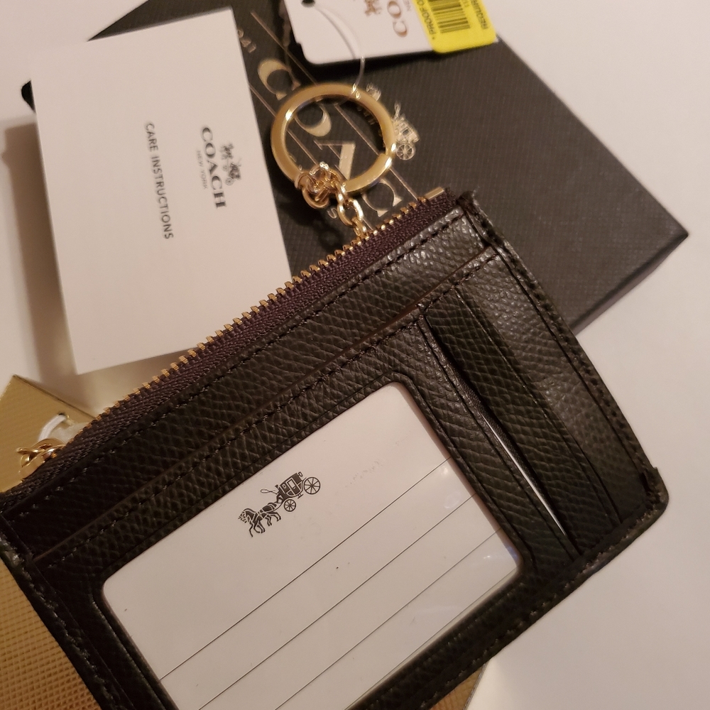 Coach Jet Set Travel Logo Carry - Gem